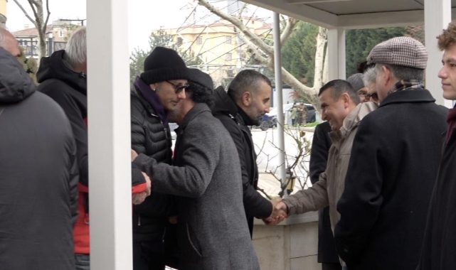 Bursa’da Yazar Ahmet Turan Alkan Son Yolculuğuna Uğurlandı - BURSA - 16 ...